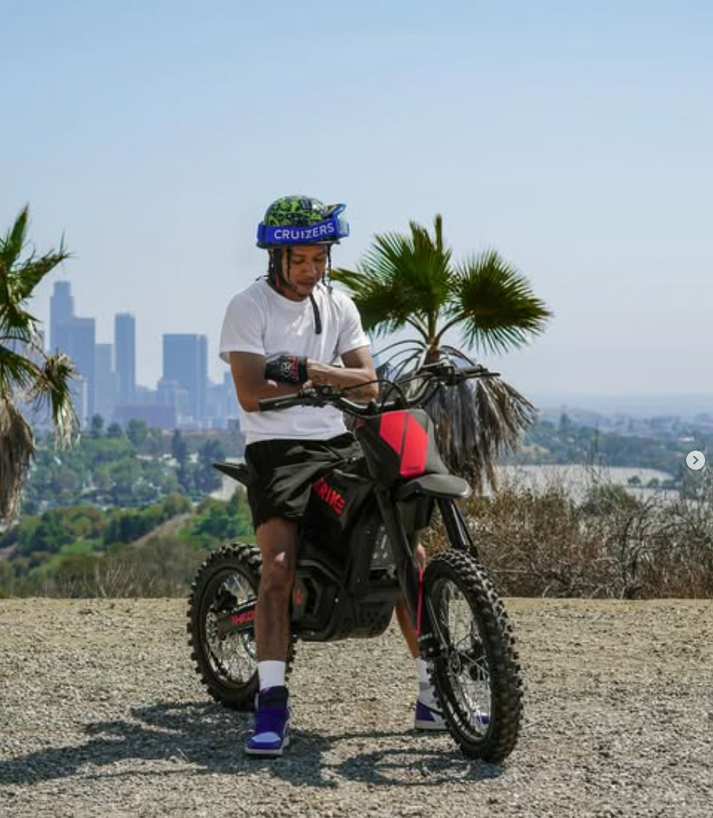 Strike Shadow SX by Throne Cycles | 60V 5kW 27ah | Electric Dirt Bike ...